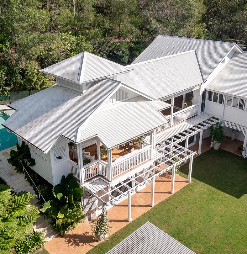 BAASTUDIO Queenslander Features LYSAGHT CUSTOM ORB®